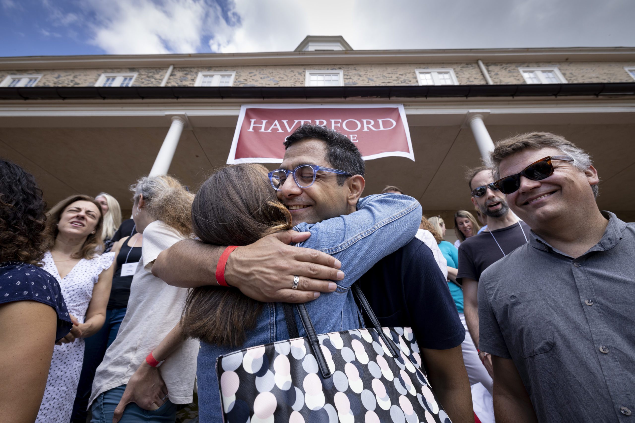 A Joyous Reunion | Haverblog